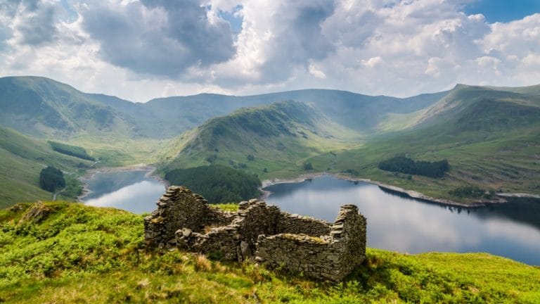 Tourico Vacations Reviews the Beauty of the United Kingdom – The Screes ...